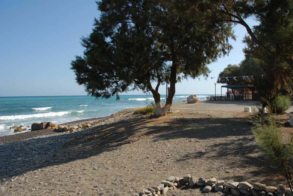 Tavronitis - West Crete. Hotels & Information