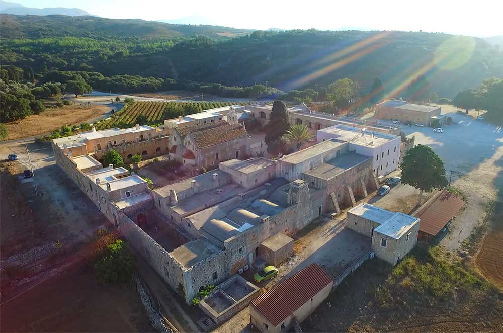 Things to do and trip ideas and roadtrips for West Crete